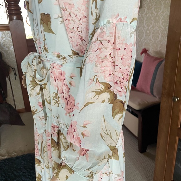 paparazzi | Dresses | Sheer Hydrangea Print Maxi Dress | Poshmark